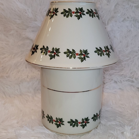 Essex MFG.,INC | Accents | Holly 9 Candle Holder And Shade | Poshmark